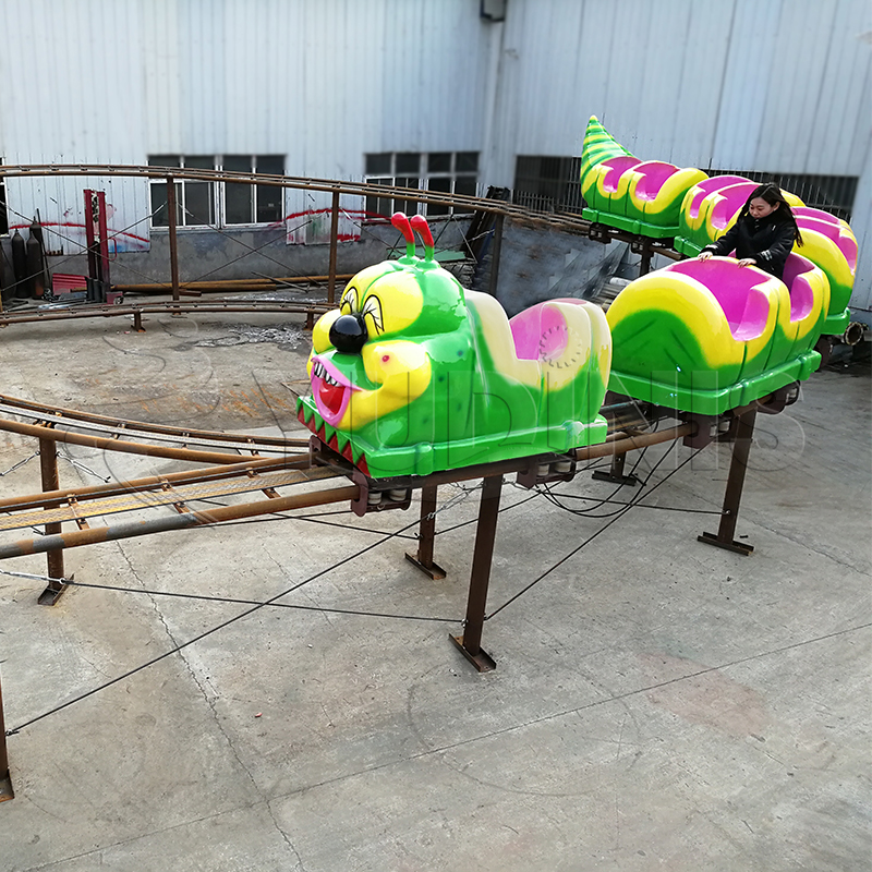 Wacky Worm Roller Coaster - ผู้จัดจําหน่ายอุปกรณ์ความบันเทิง