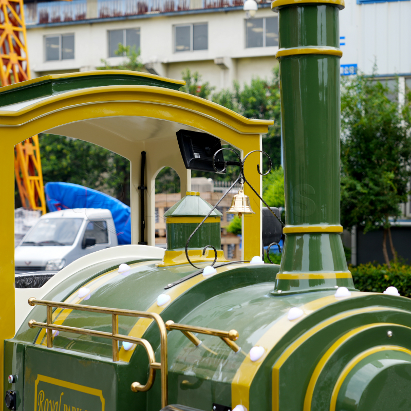 Green Open-Top Trackless Train - Amusement equipment supplier